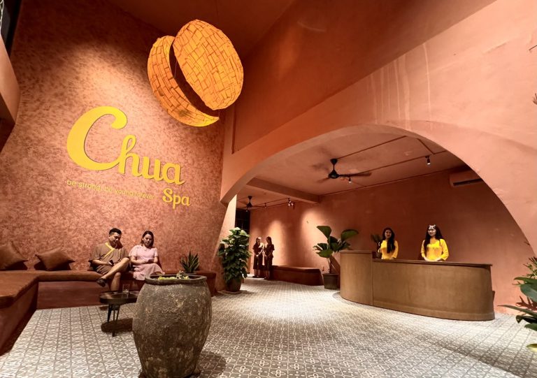 TRANG CHỦ - Chua Spa
